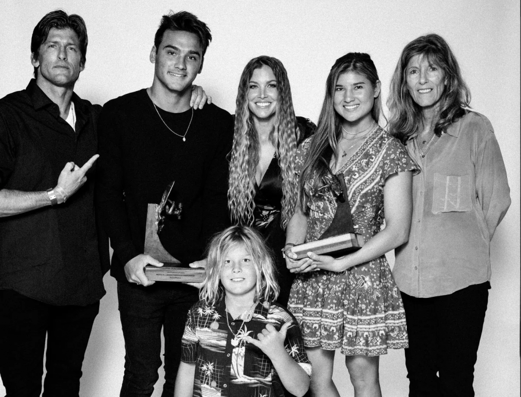 Brisa Hennessy ganó el premio de revelación de los Premios de la ...