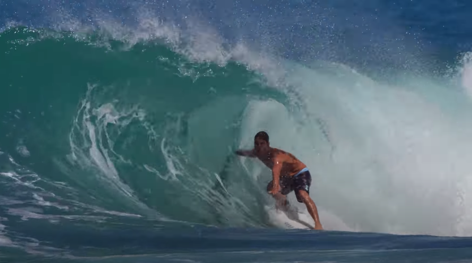 Mason y Sheldon en una muy tranquila sesión tubular - DUKE