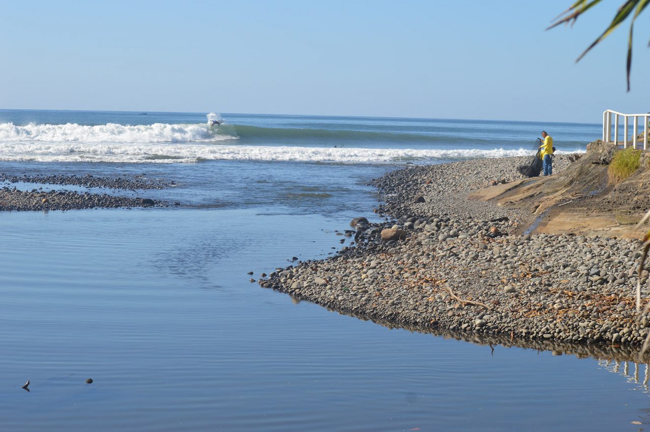 25 fotos de esta mañana en La Bocana - DUKE