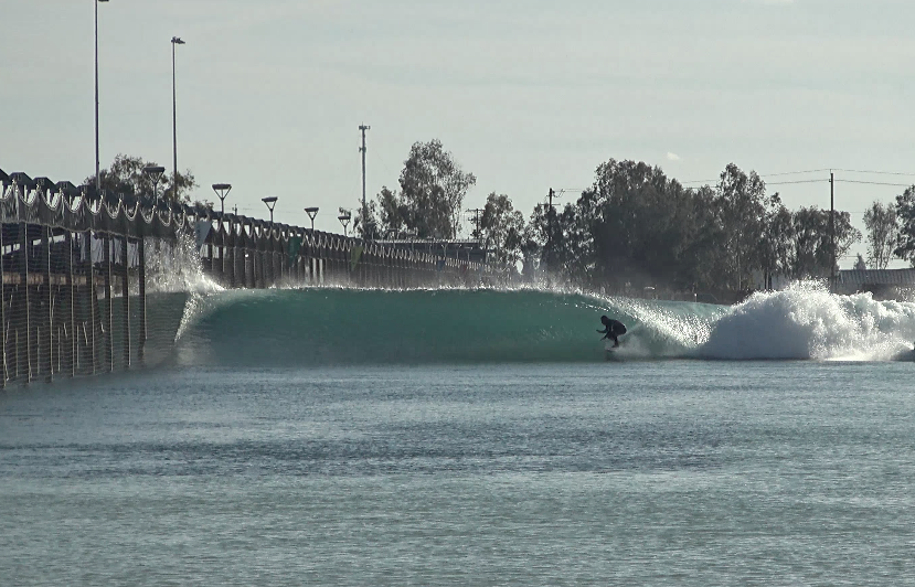 Un avance de lo que sucedió en la piscina de Kelly - DUKE