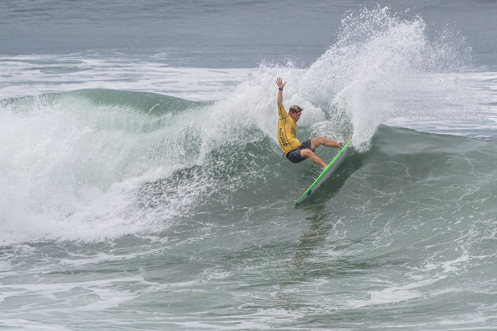 Las mejores fotos del quinto día de competencia del Surf City ISA World ...