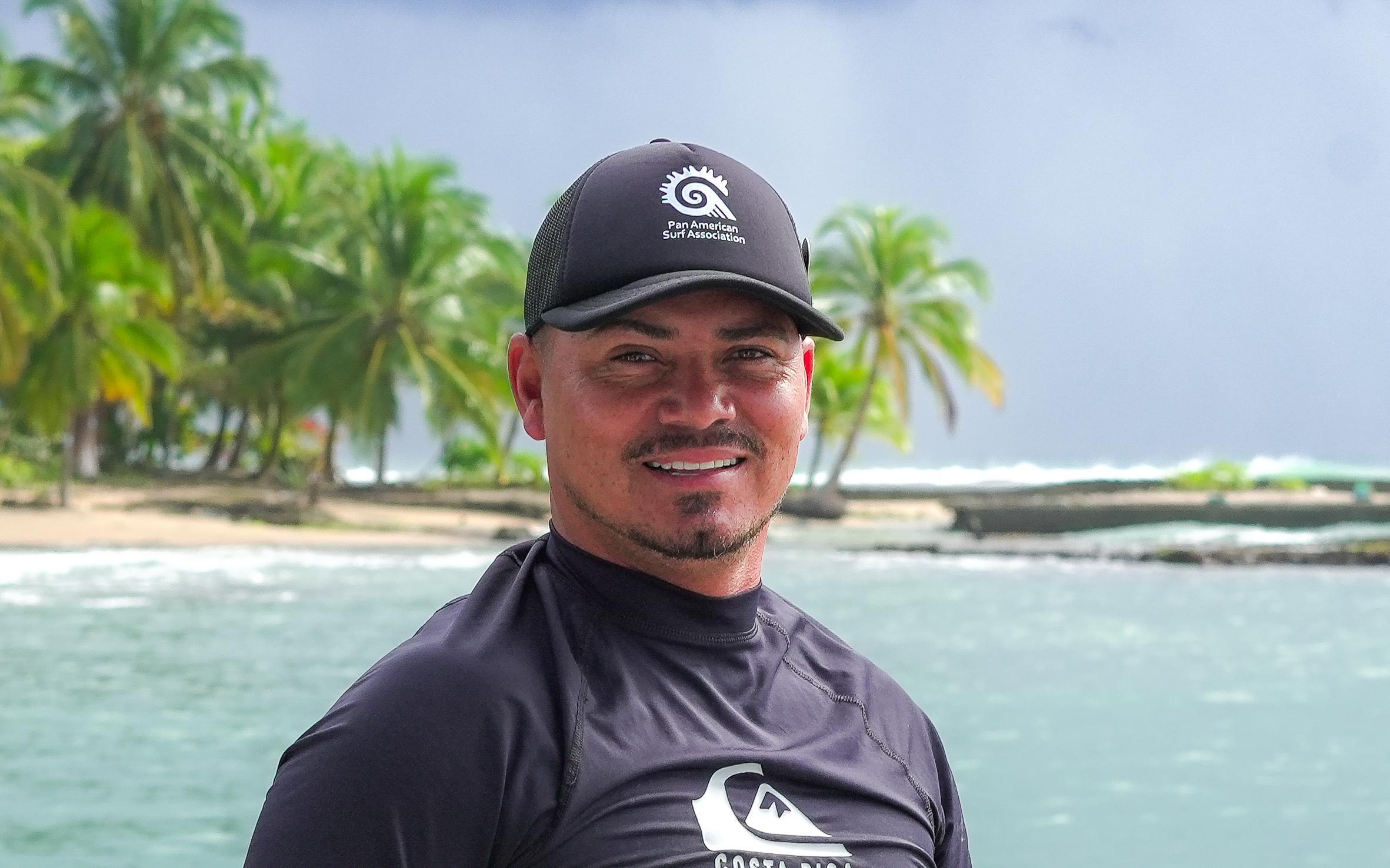 Mike Castro: “El surfing tico llegará a los libros de historia” - DUKE