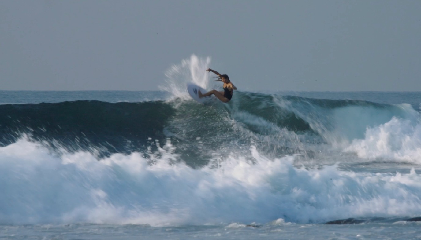 Four videos of free surfing in Punta Roca - DUKE