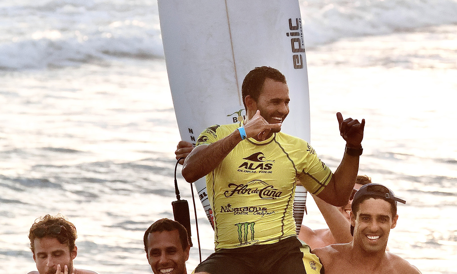 Luis Diniz vence SUP Surf na ALAS em Popoyo - DUKE